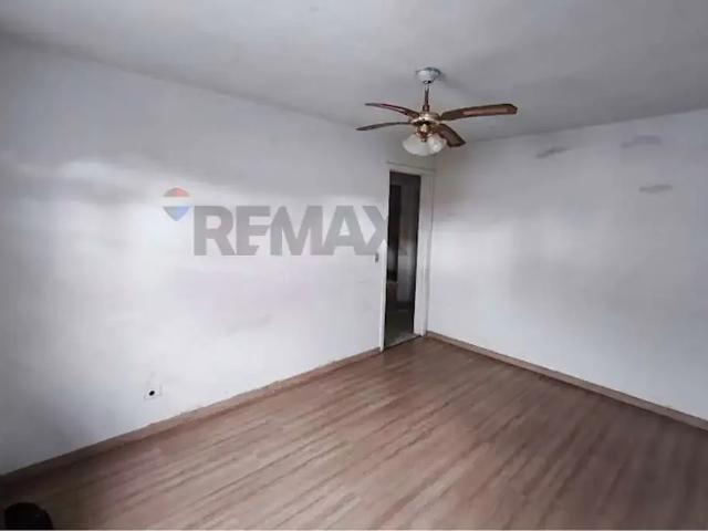 Casa / Sobrado para Venda em São José dos Pinhais/PR Iná 2 Quartos