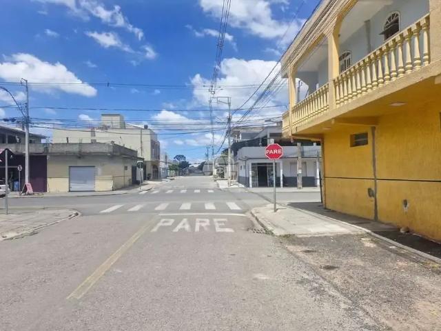 Casa / Sobrado para Venda em São José dos Pinhais/PR Ipê 3 Quartos
