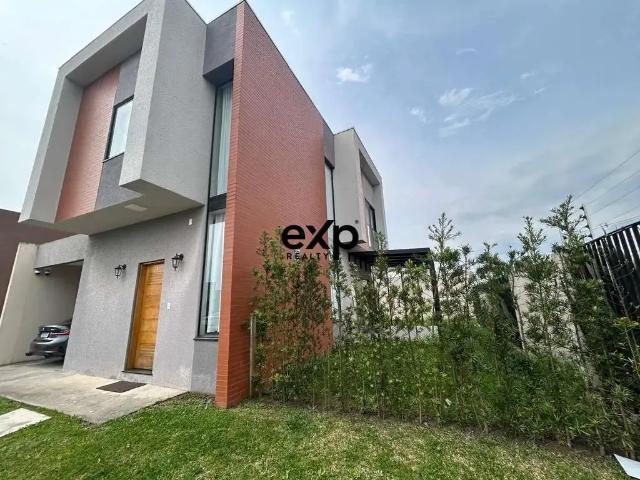 Casa / Sobrado para Venda em São José dos Pinhais/PR Ipê 3 Quartos