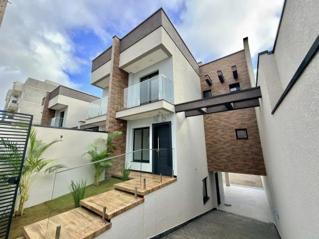 Casa / Sobrado para Venda em São José dos Pinhais/PR Pedro Moro 3 Quartos