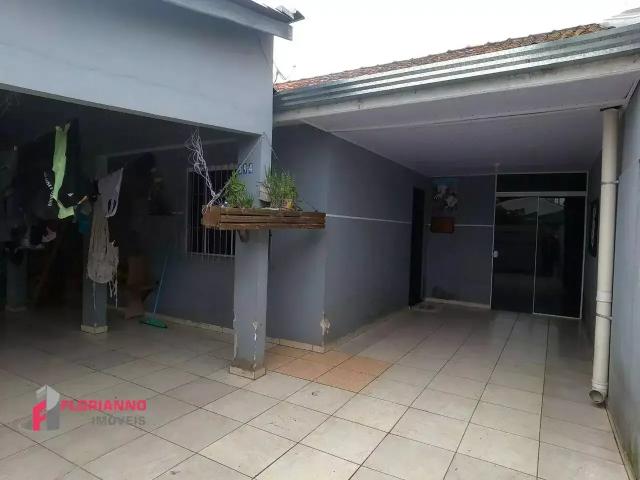 Casa / Sobrado para Venda em São José dos Pinhais/PR Roseira de São Sebastião 2 Quartos