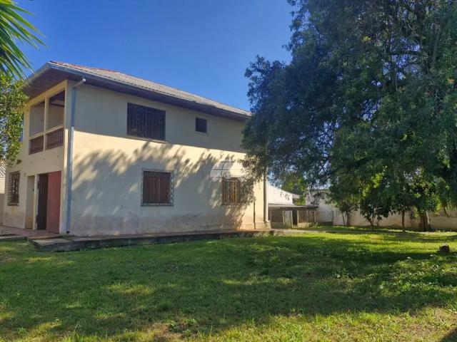 Casa / Sobrado para Venda em São José dos Pinhais/PR Roseira de São Sebastião 2 Quartos