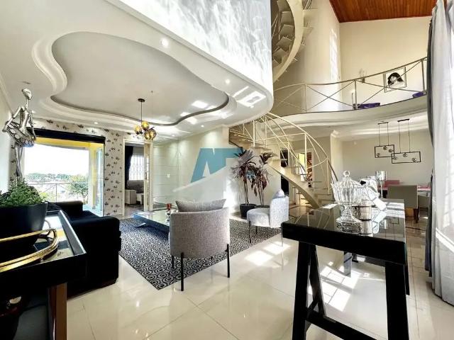 Casa / Sobrado para Venda em São José dos Pinhais/PR São Domingos 5 Quartos