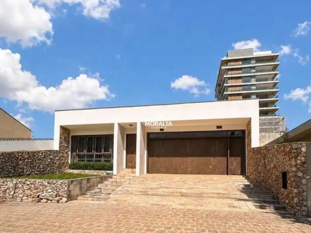 Casa / Sobrado para Venda em São José dos Pinhais/PR São Pedro 4 Quartos