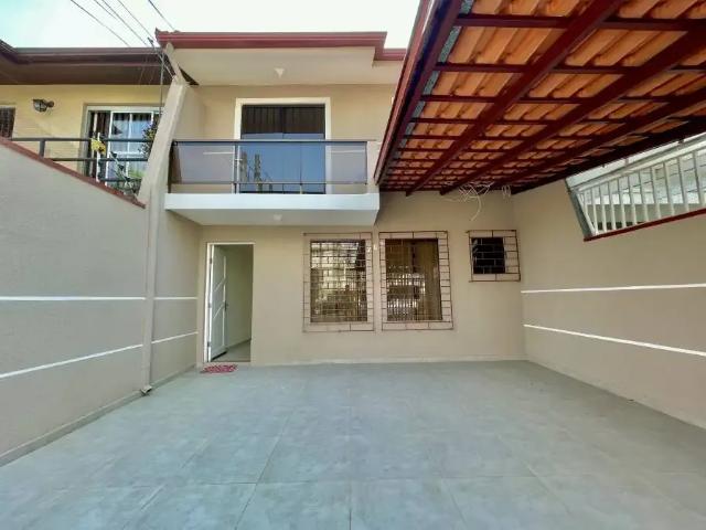 Casa / Sobrado para Venda em São José dos Pinhais/PR São Pedro 3 Quartos