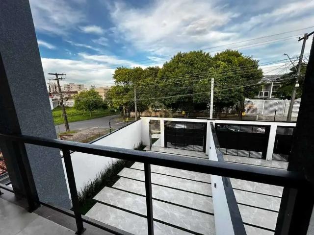 Casa / Sobrado para Venda em São José dos Pinhais/PR São Pedro 3 Quartos