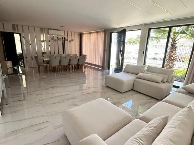 Casa / Sobrado para Venda em São José dos Pinhais/PR Silveira da Motta 2 Quartos