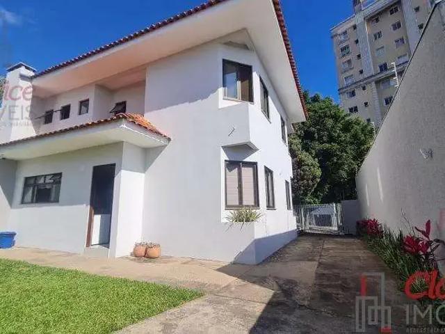 Casa / Sobrado para Venda em São José dos Pinhais/PR Silveira da Motta 3 Quartos