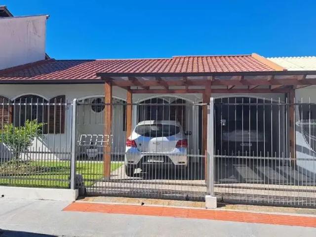 Casa / Sobrado para Venda em São José/SC Nossa Senhora do Rosário 3 Quartos