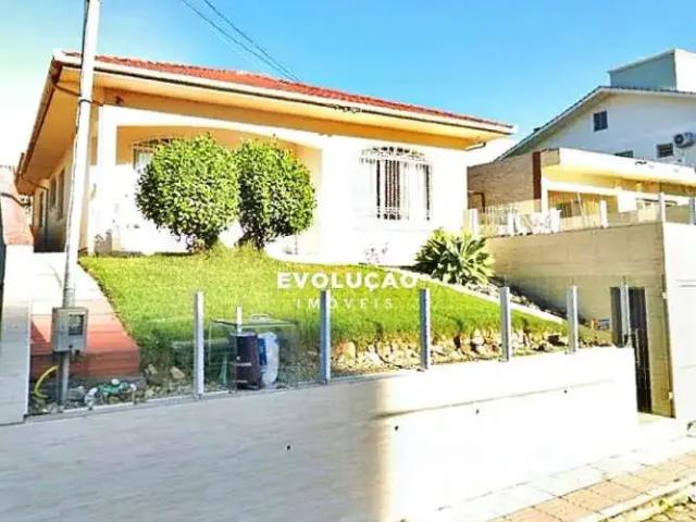 Casa / Sobrado para Venda em São José/SC Areias 4 Quartos
