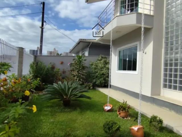 Casa / Sobrado para Venda em São José/SC Areias 4 Quartos