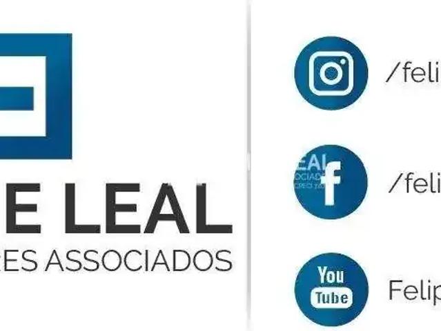 Casa / Sobrado para Venda em São José/SC Areias 5 Quartos
