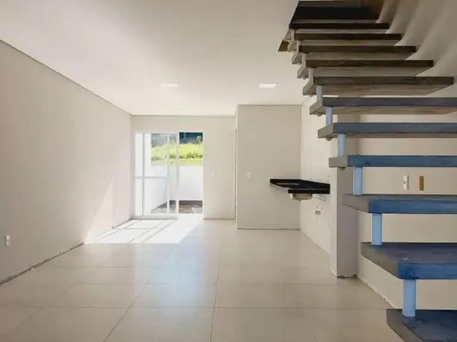 Casa / Sobrado para Venda em São José/SC Areias 2 Quartos
