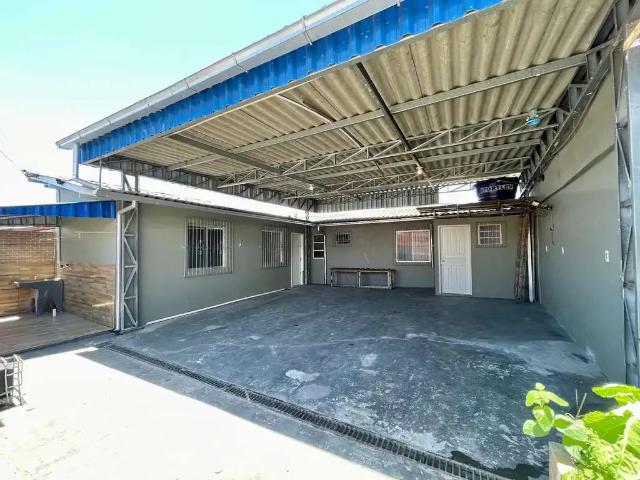 Casa / Sobrado para Venda em São José/SC Areias 2 Quartos