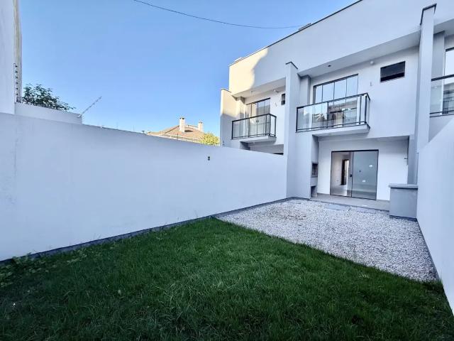 Casa / Sobrado para Venda em São José/SC Areias 2 Quartos