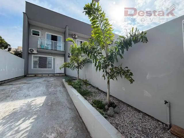 Casa / Sobrado para Venda em São José/SC Areias 2 Quartos