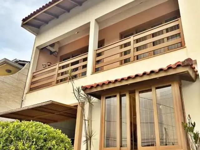 Casa / Sobrado para Venda em São José/SC Areias 3 Quartos