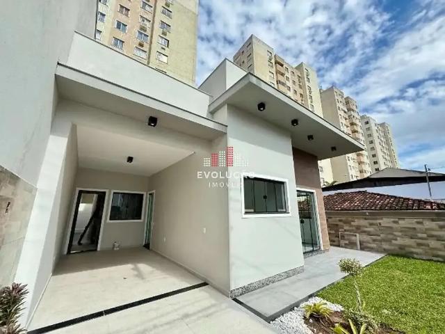 Casa / Sobrado para Venda em São José/SC Areias 3 Quartos