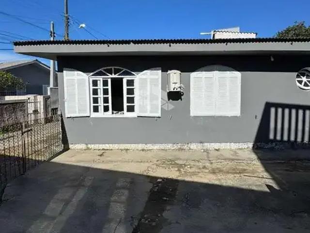 Casa / Sobrado para Venda em São José/SC Areias 3 Quartos