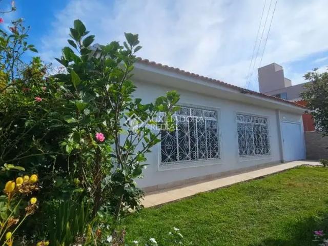 Casa / Sobrado para Venda em São José/SC Areias 3 Quartos