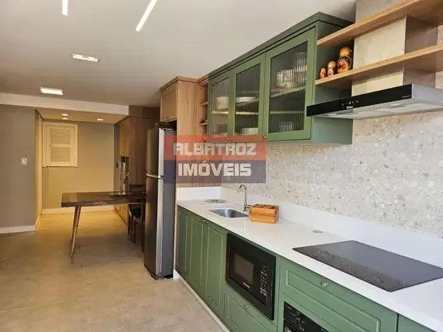 Casa / Sobrado para Venda em São José/SC Areias 3 Quartos