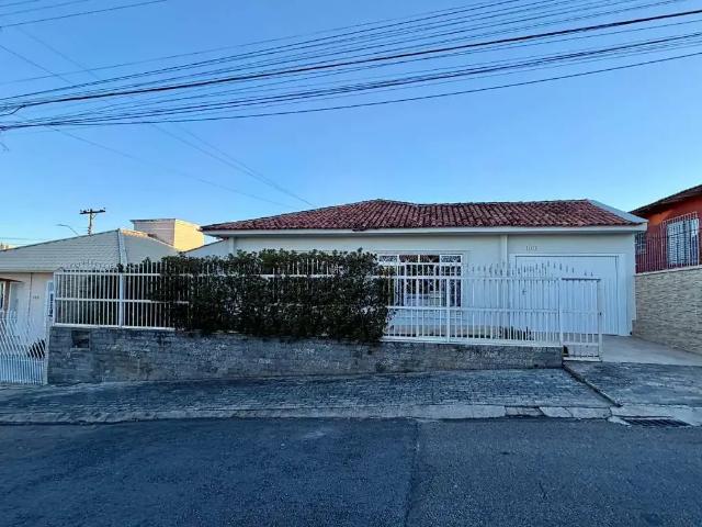 Casa / Sobrado para Venda em São José/SC Areias 3 Quartos