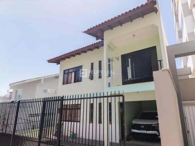 Casa / Sobrado para Venda em São José/SC Barreiros 4 Quartos