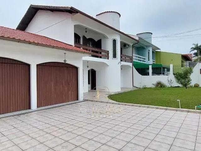 Casa / Sobrado para Venda em São José/SC Barreiros 4 Quartos