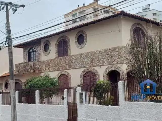 Casa / Sobrado para Venda em São José/SC Barreiros 5 Quartos