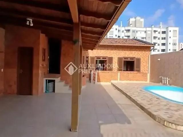 Casa / Sobrado para Venda em São José/SC Barreiros 5 Quartos
