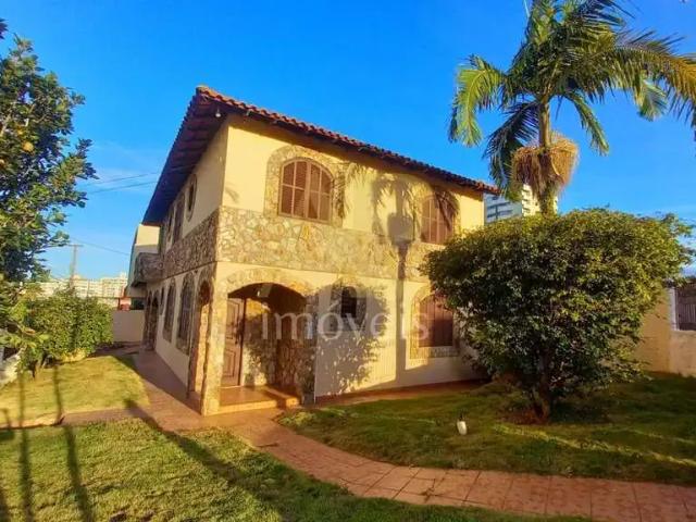 Casa / Sobrado para Venda em São José/SC Barreiros 5 Quartos