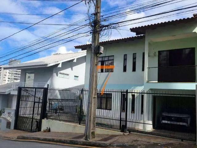 Casa / Sobrado para Venda em São José/SC Barreiros 6 Quartos