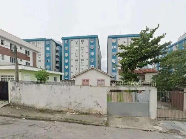 Casa / Sobrado para Venda em São José/SC Barreiros 2 Quartos