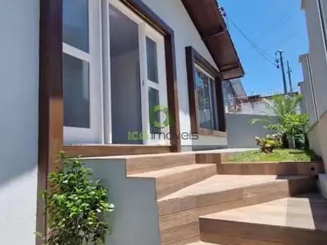 Casa / Sobrado para Venda em São José/SC Barreiros 3 Quartos