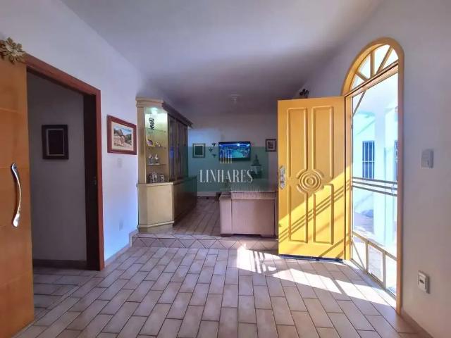 Casa / Sobrado para Venda em São José/SC Barreiros 3 Quartos