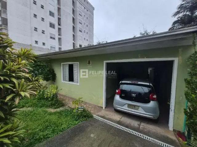 Casa / Sobrado para Venda em São José/SC Barreiros 3 Quartos