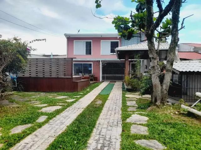 Casa / Sobrado para Venda em São José/SC Barreiros 3 Quartos
