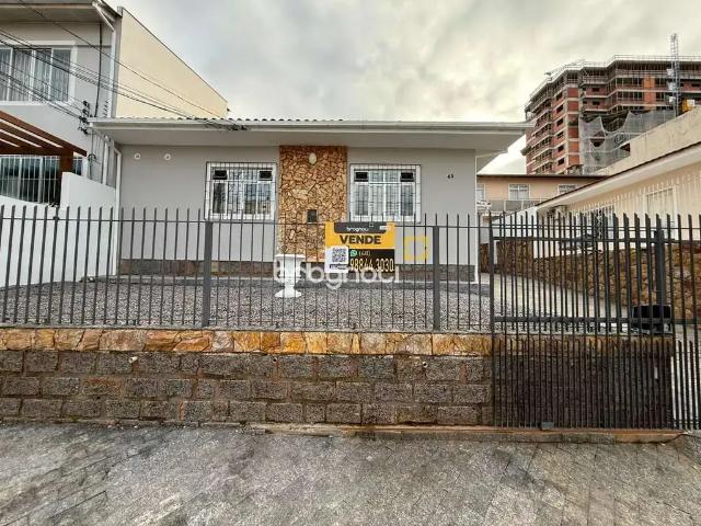 Casa / Sobrado para Venda em São José/SC Barreiros 3 Quartos