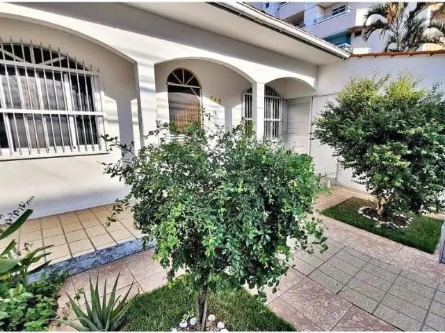Casa / Sobrado para Venda em São José/SC Barreiros 3 Quartos