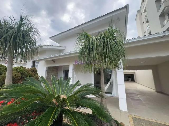 Casa / Sobrado para Venda em São José/SC Barreiros 3 Quartos