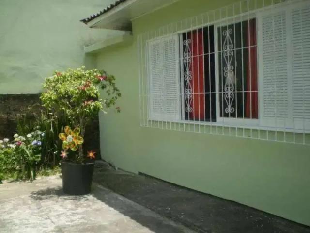 Casa / Sobrado para Venda em São José/SC Barreiros 3 Quartos