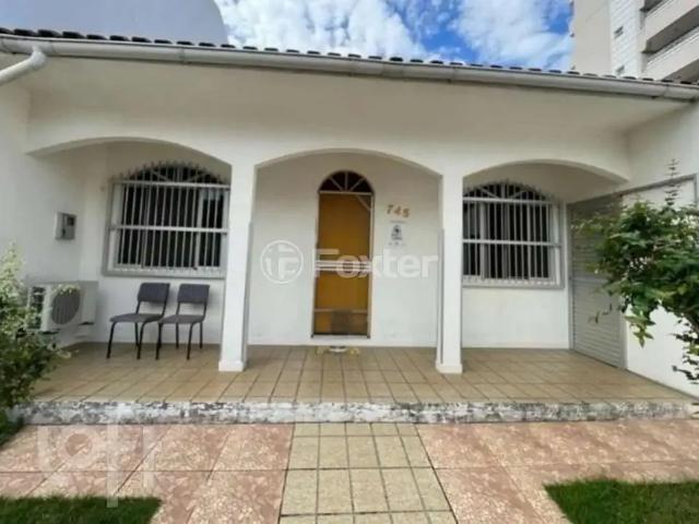 Casa / Sobrado para Venda em São José/SC Barreiros 3 Quartos