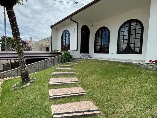 Casa / Sobrado para Venda em São José/SC Barreiros 3 Quartos