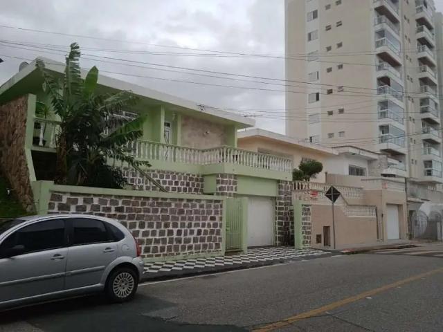 Casa / Sobrado para Venda em São José/SC Barreiros 3 Quartos