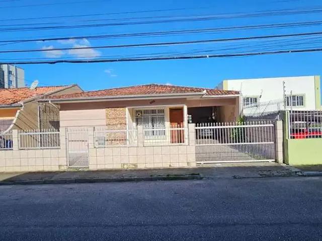 Casa / Sobrado para Venda em São José/SC Barreiros 3 Quartos