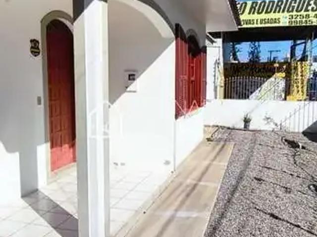 Casa / Sobrado para Venda em São José/SC Campinas