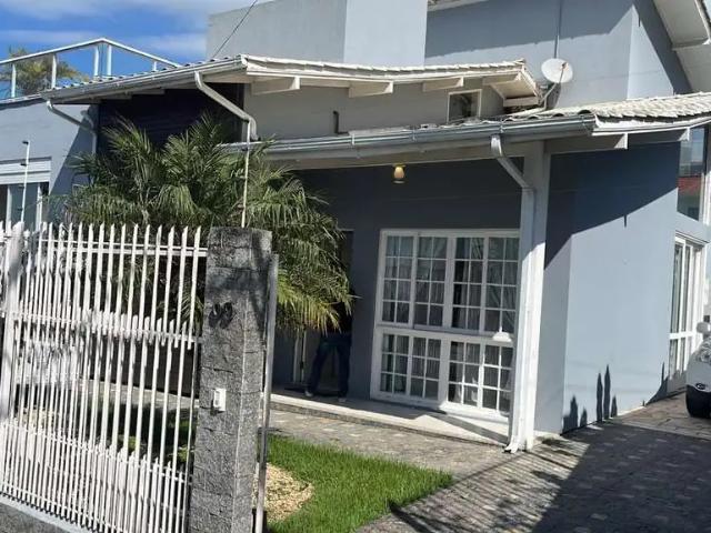 Casa / Sobrado para Venda em São José/SC Centro 4 Quartos