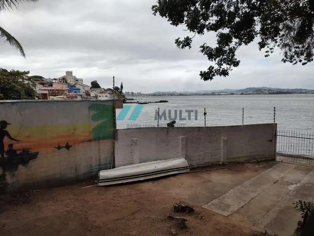 Casa / Sobrado para Venda em São José/SC Centro 5 Quartos