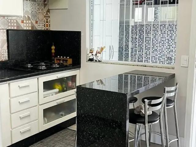 Casa / Sobrado para Venda em São José/SC Centro 3 Quartos
