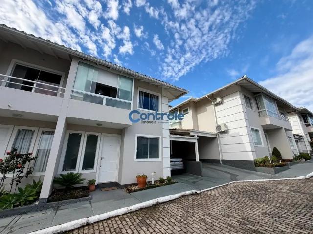 Casa / Sobrado para Venda em São José/SC Centro 3 Quartos